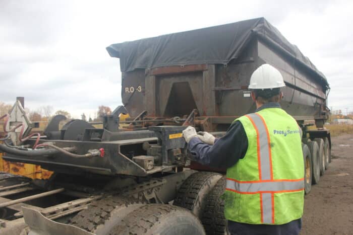 Universal Waste Management Services | PROS Services